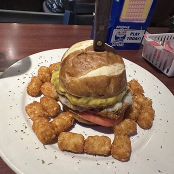 ON THE ROCKS BAR AND GRILL - Updated September 2024 - 282 Photos & 152 ...