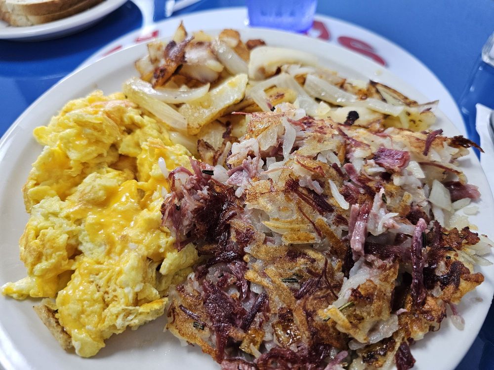 MR D’S BREAKFAST & LUNCH - Updated January 2026 - 30 Photos & 25 ...