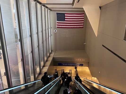 LAX INTERNATIONAL TERMINAL BAGGAGE CLAIM - Updated February 2025 - 35 ...