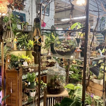 FLEUR DE FLEA VINTAGE URBAN MARKET INDOOR PERMANENT WAREHOUSE - Updated ...