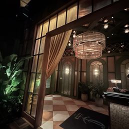 CATCH - Updated December 2025 - 388 Photos & 103 Reviews - 3005 Maple ...