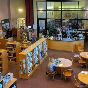 SAN RAFAEL PUBLIC LIBRARY - Updated June 2025 - 15 Photos & 28 Reviews ...