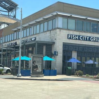 FISH CITY GRILL - 394 Photos & 377 Reviews - 11200 Broadway St ...