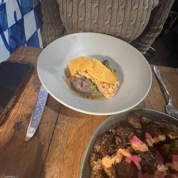 NIKOS - Updated July 2025 - 183 Photos & 98 Reviews - 905 W Main St ...