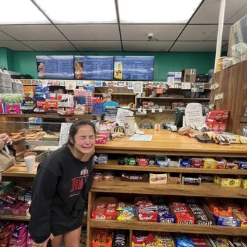 HURRICANE DELI - Updated May 2025 - 10 Photos & 33 Reviews - 208 ...