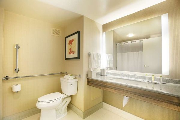 DOUBLETREE BY HILTON HOTEL SPOKANE CITY CENTER - 291 Photos & 141 ...
