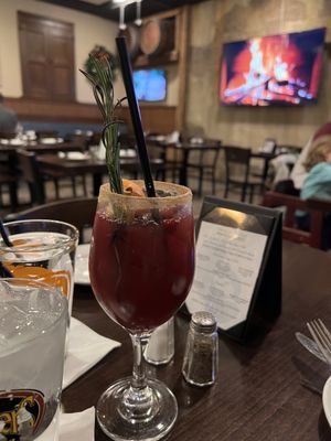 CENTER SQUARE TAVERN - Updated December 2025 - 126 Photos & 140 Reviews ...