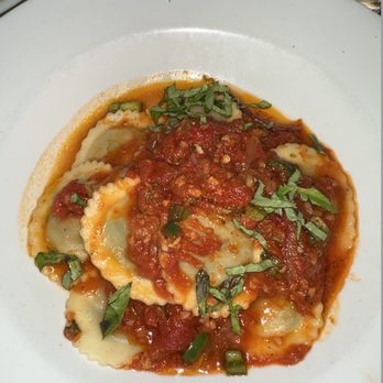 QUEEN’S PASTA CAFÉ - Updated December 2025 - 62 Photos & 119 Reviews ...