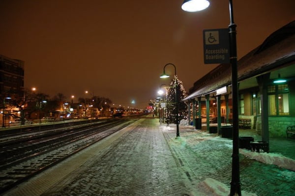 BERWYN METRA STATION - Updated October 2025 - 6801 Windsor Ave, Berwyn ...