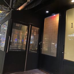 T BAR - Updated December 2025 - 90 Photos & 57 Reviews - 116 E 60th St ...