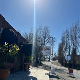 HOOD SUPPLY CO BAR AND GRILL - Updated December 2025 - 167 Photos & 111 ...