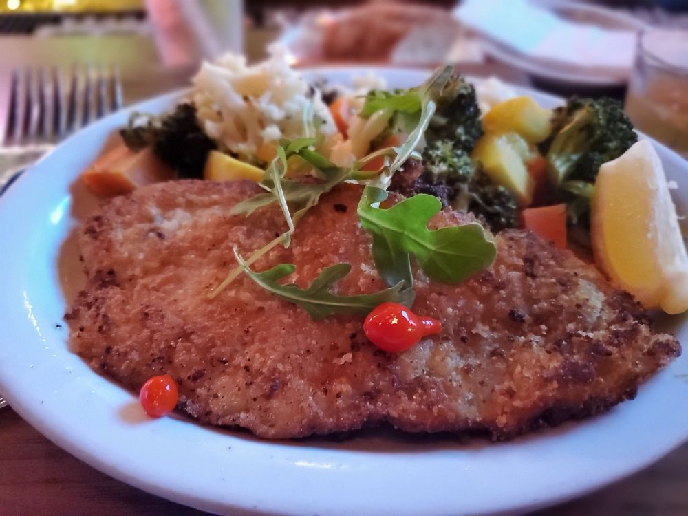 GREAT ESCAPE RESTAURANT - Updated December 2025 - 163 Photos & 299 ...