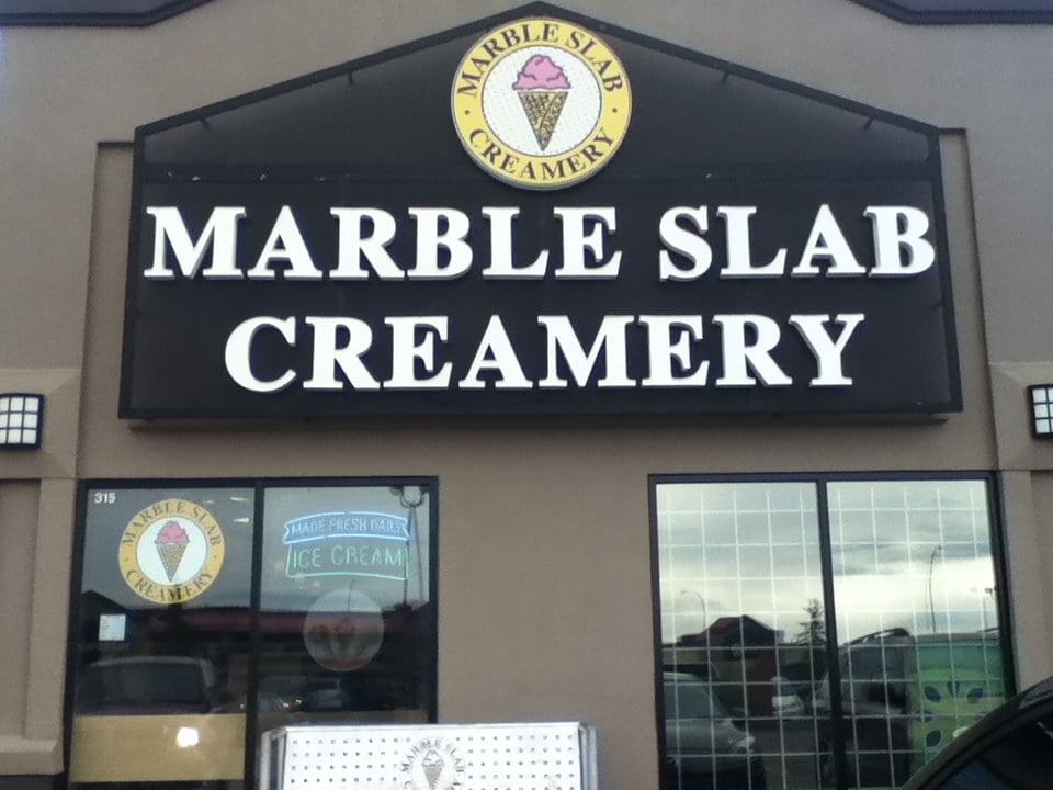 MARBLE SLAB CREAMERY - 150 Crowfoot Cres NW, Calgary, Alberta, Canada ...