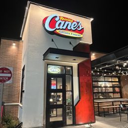 RAISING CANE’S CHICKEN FINGERS - Updated July 2025 - 77 Photos & 65 ...