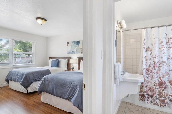 CARLIN COUNTRY COTTAGES - Updated November 2025 - 127 Photos & 105 ...