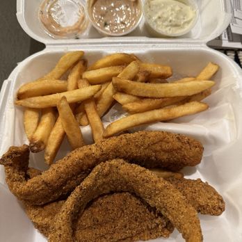 HUNCHO’S FRIED CHICKEN & BURGERS - Updated June 2025 - 92 Photos & 128 ...