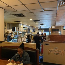 ROASTERS - Updated July 2025 - 338 Photos & 491 Reviews - 2770 Lenox Rd ...