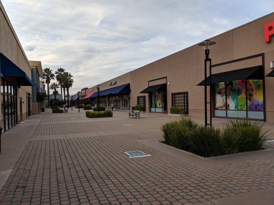 THE FREMONT HUB - 114 Photos & 73 Reviews - 39261 Fremont Blvd, Fremont ...