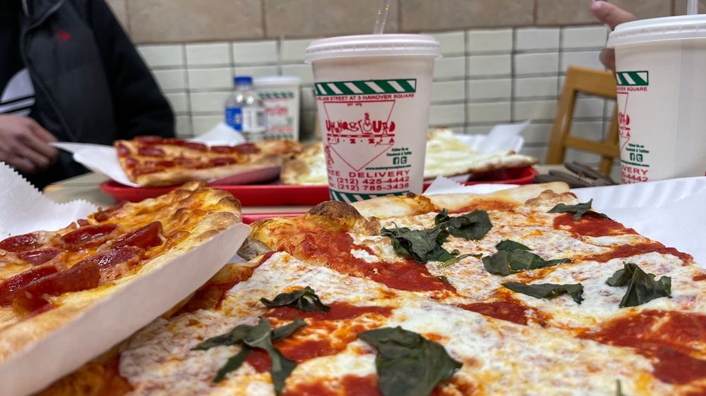 UNDERGROUND PIZZA - Updated December 2025 - 222 Photos & 372 Reviews ...