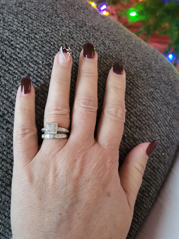 NICHOLE’S NAIL SPA - Updated December 2025 - 2270 E Fry Blvd, Sierra ...