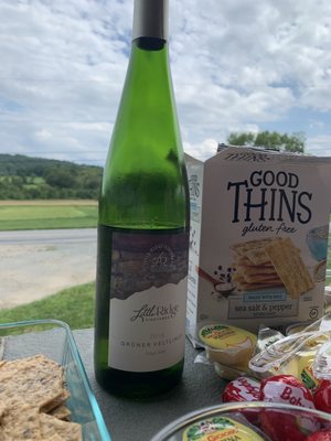 LITTLE RIDGE VINEYARDS - 10 Photos - 607 Ridge Rd, Phillipsburg, New ...