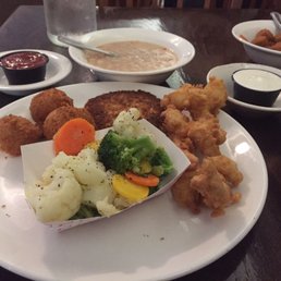 CATFISH HOUSE - Updated January 2026 - 110 Photos & 191 Reviews - 1461 ...