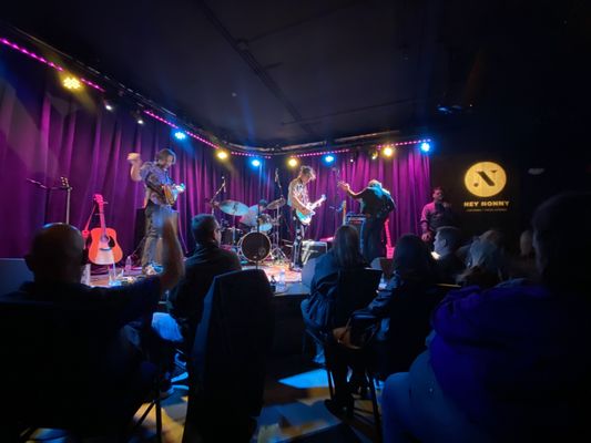 HEY NONNY - Updated August 2024 - 156 Photos & 178 Reviews - 10 S Vail ...