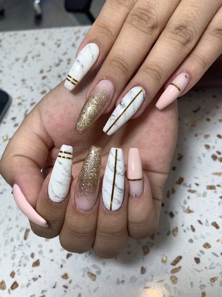 FINE TOUCH NAIL SALON - 567 Photos & 157 Reviews - 391 Centre St ...