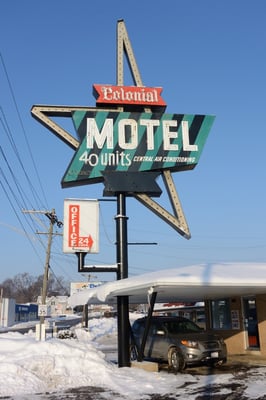 COLONIAL LODGE MOTEL - Updated January 2026 - 788 Villa St, Elgin ...