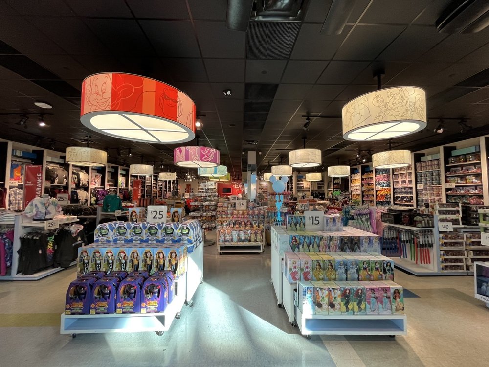 DISNEY STORE - Updated December 2025 - 12 Photos - 651 Kapkowski Rd ...