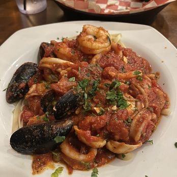 SANDRO’S ITALIAN & PIZZERIA - Updated January 2026 - 72 Photos & 58 ...