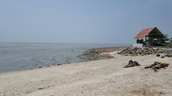PANTAI REDANG SEKINCHAN - Updated July 2025 - 16 Photos - Doubs, Jalan ...