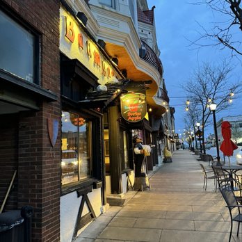 BAUMGARTNER’S CHEESE STORE & TAVERN - Updated January 2026 - 250 Photos ...