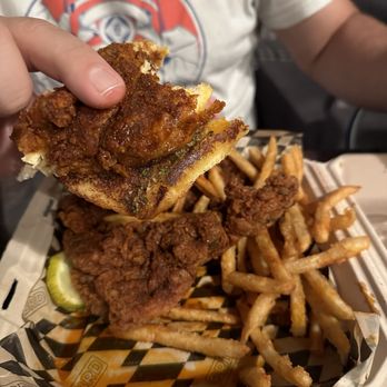 BRD - Updated December 2025 - 294 Photos & 245 Reviews - 301 W 29th St ...