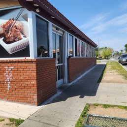 RED CASTLE - Updated August 2025 - 2477 Photos & 1670 Reviews - 403 S ...