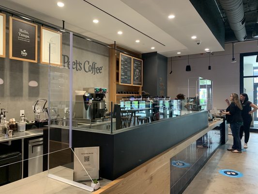 CAPITAL ONE CAFÉ | 46 Photos & 27 Reviews - 700 S Village Cir, Tampa ...