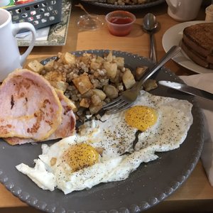 THE DAVENTRY KITCHEN & BAR - Updated August 2024 - 1500 Regent Street ...