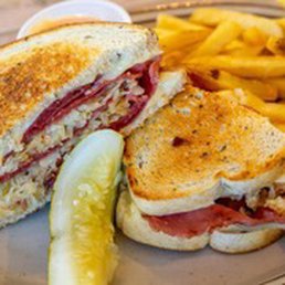 PETE’S KITCHEN - Updated December 2025 - 629 Photos & 947 Reviews ...