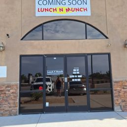 LUNCH N MUNCH - Updated January 2026 - 25 Photos & 15 Reviews - 6740 E ...