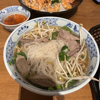 PHO MAC - Updated August 2024 - 56 Photos & 25 Reviews - 4940 SH-121 N ...