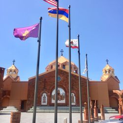 ST. LEON ARMENIAN CATHEDRAL - 66 Photos & 16 Reviews - Churches - 3325 ...