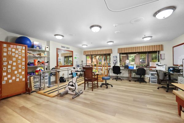 EVERGREEN POST ACUTE - Updated January 2026 - 24 Photos - 8643 NE Beech ...