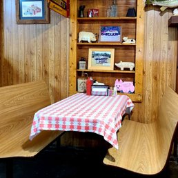 GUMLOG BAR B QUE AND FISH LODGE - Updated December 2025 - 37 Photos ...