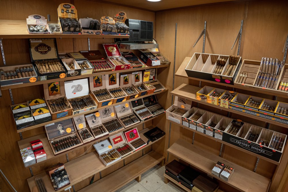 BEST PRICE ROLL A SMOKE - Updated August 2025 - 10 Photos - 6911 E ...