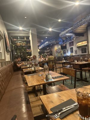 WATERLOO - Updated October 2025 - 193 Photos & 409 Reviews - 817 S Main ...