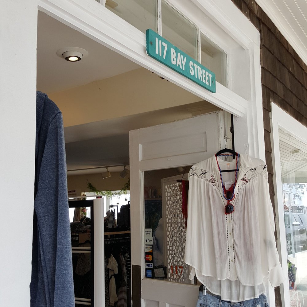 ROCHELLE’S BOUTIQUE OF WATCH HILL - Updated May 2026 - 10 Photos - 117 ...