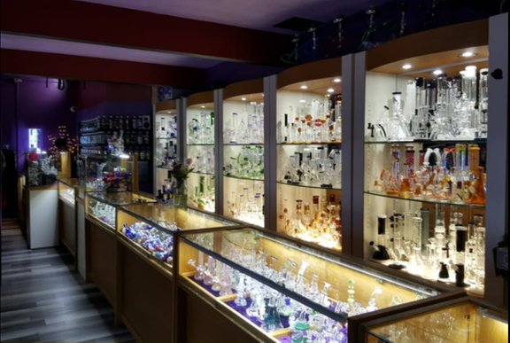 STUFF N THINGS - Updated April 2025 - 13 Photos & 24 Reviews - 412 6th ...