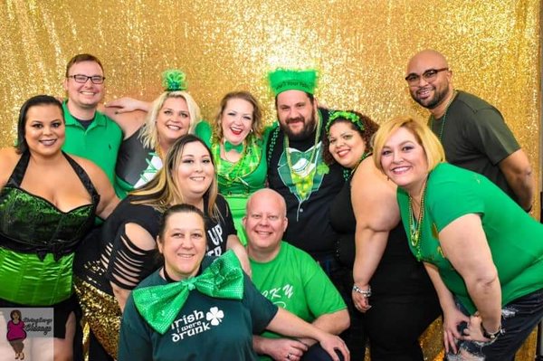 LIVING LARGE CHICAGO - Updated December 2025 - 30 Photos - 2875 N ...