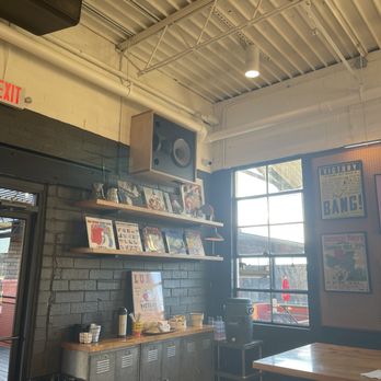 STEREO - Updated November 2024 - 35 Photos & 16 Reviews - 900 DeKalb ...