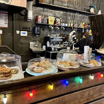 SNAPDRAGON COFFEE & SOCIAL - Updated August 2024 - 590 Photos & 136 ...